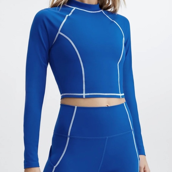 Fabletics | Tops | Fabletics Long Sleeve Crop Top | Poshmark